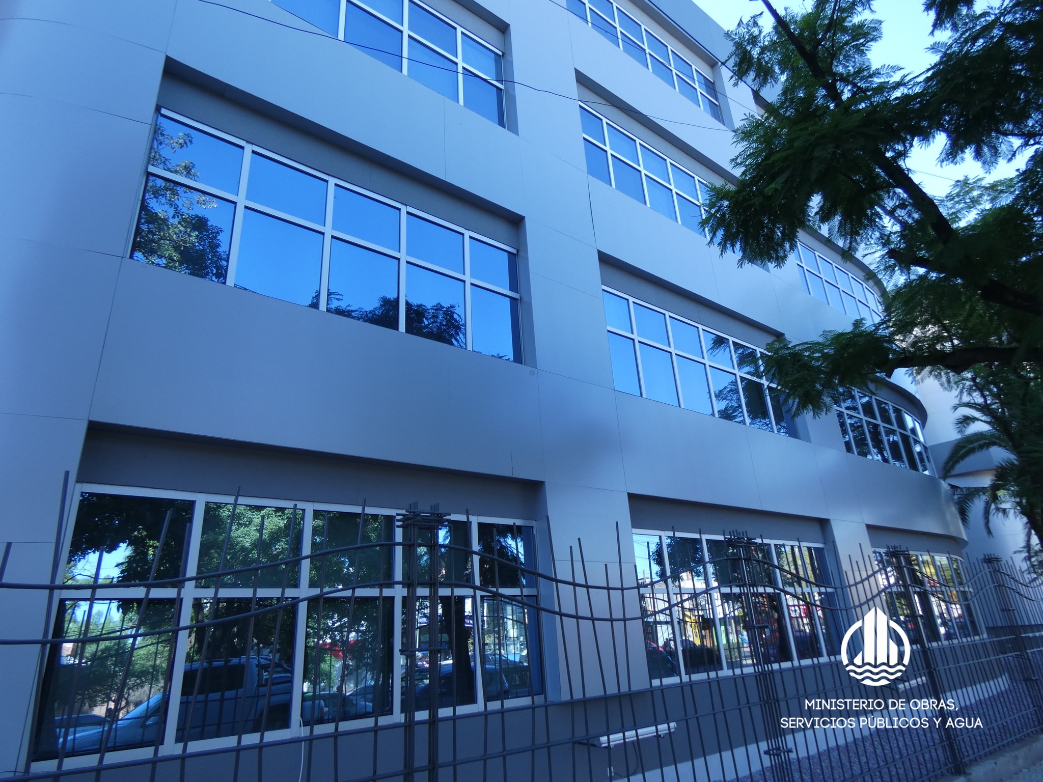 El nuevo edificio del Ministerio de Salud, más cerca de su inauguración – Santiago del Estero