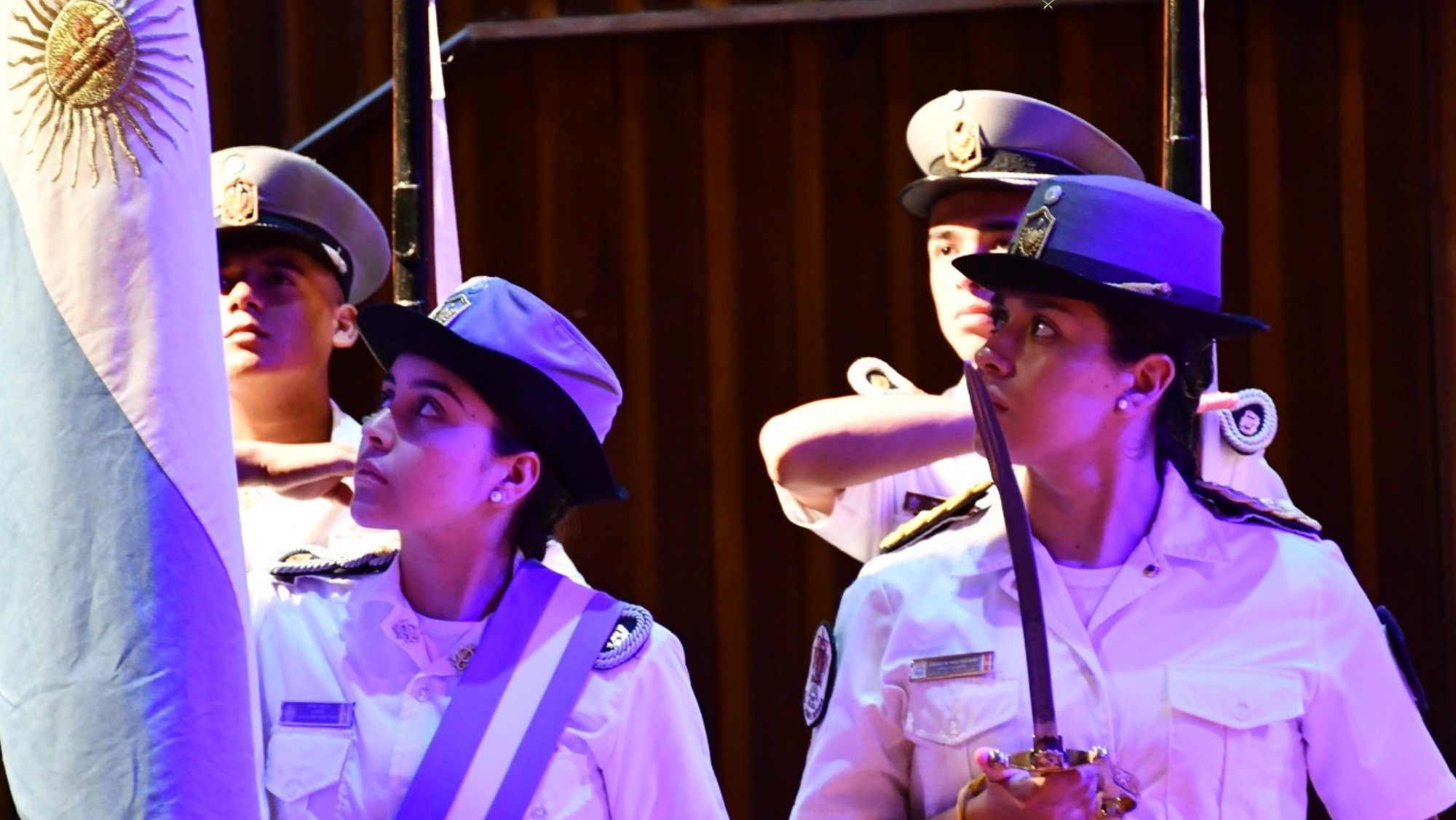 El Liceo Policial Mixto “Juan Francisco Borges” celebró el egreso de la ...